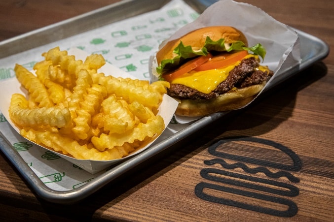 Burger Mecca Shake Shack Opens at Denver International Airport | Denver ...